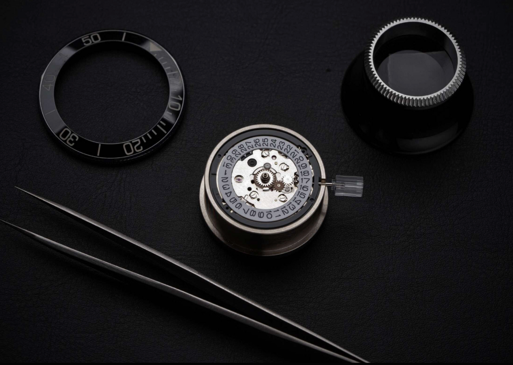 Seikmod GMT – NH34 Dual Time Automatic Watches | France